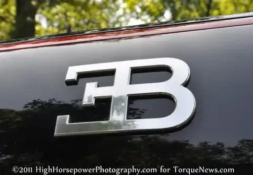 The prominent rear badge of the 2007 Bugatti Veyron